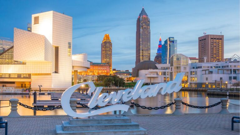 Dying Cities: 10 Big U.S. Cities That Are Shrinking at an Alarming Rate ...