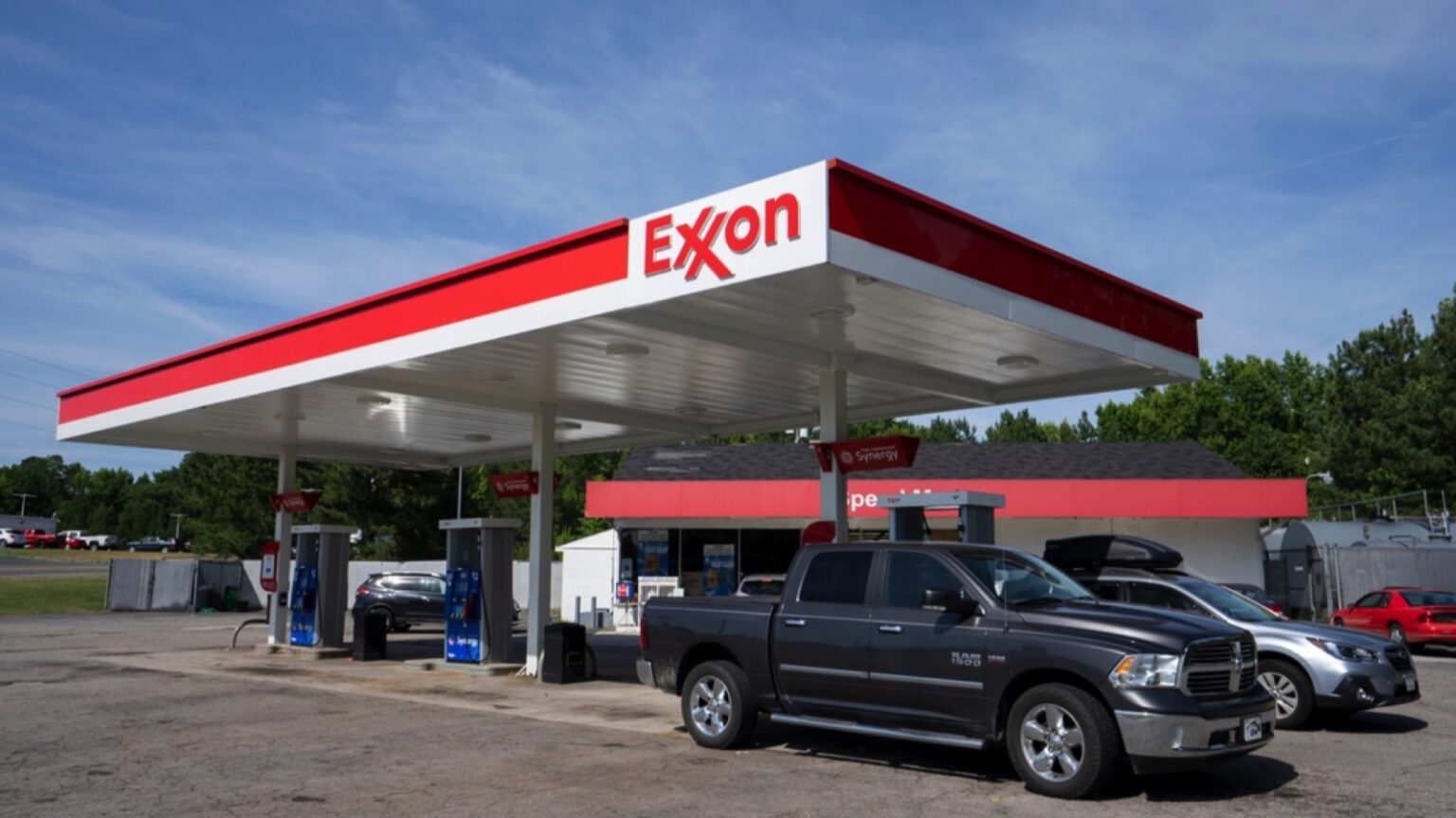 America's 10 Most Hated Gas Stations (And 5 Most Loved) - Wealthy Nickel